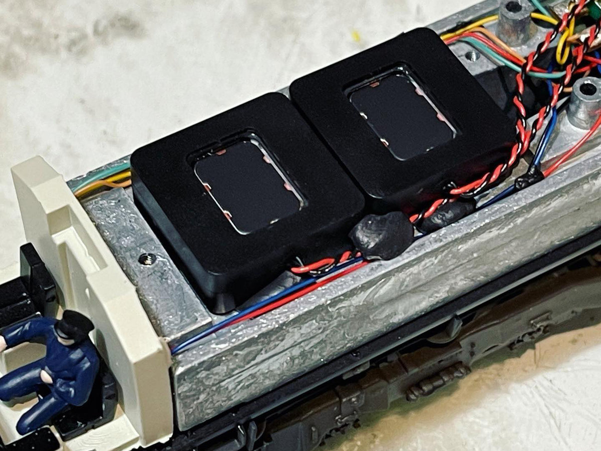 Bachmann Class 66 Sound Fitting Guide | Roads And Rails