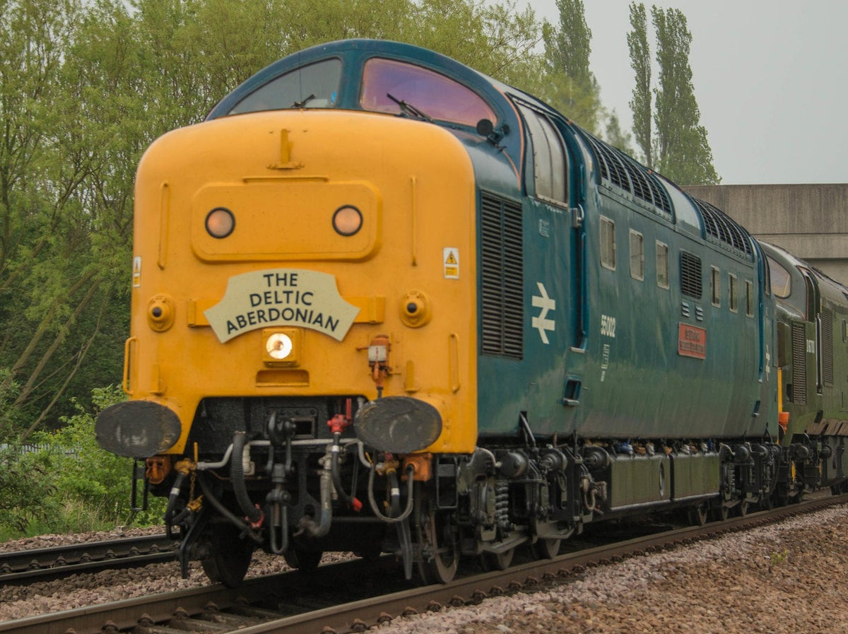 Loksound 5 Decoder For Bachmann Class 55 Deltic | Roads And Rails